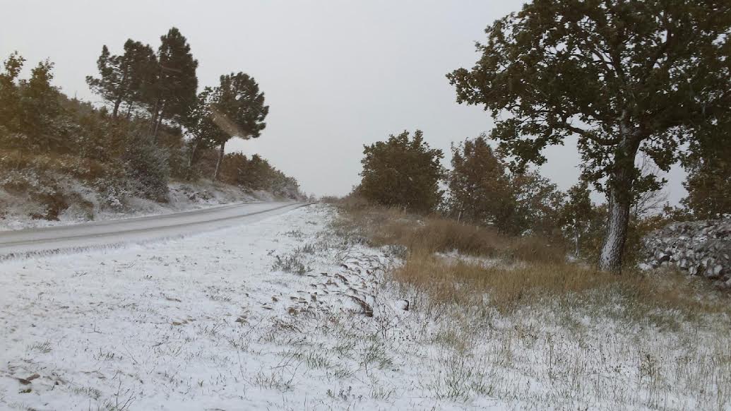 Snijeg pada u Dalmaciji! (FOTO, VIDEO) | Crometeo